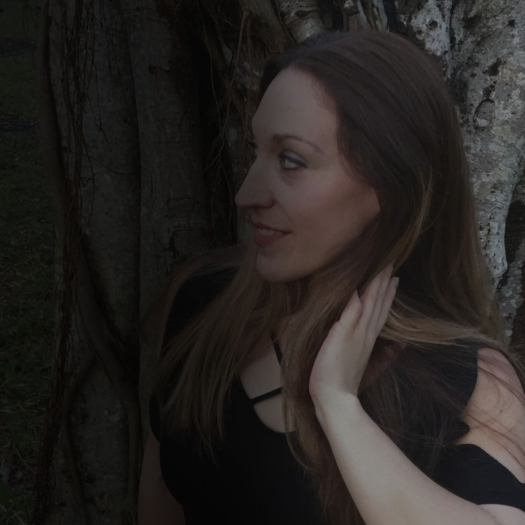 Everly After Bookish Shop | EverlyAnn Creative